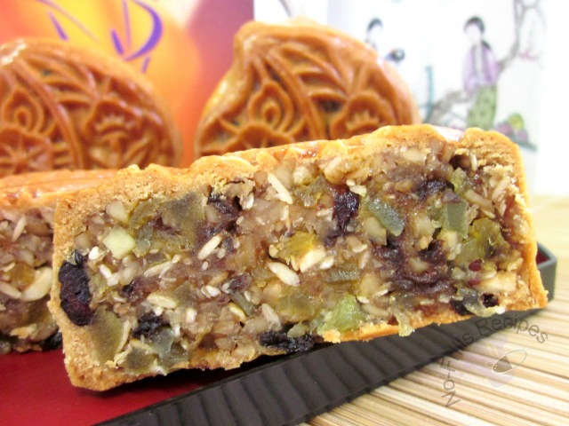 Mixed Fruits and Nuts Mooncake ~ 2013