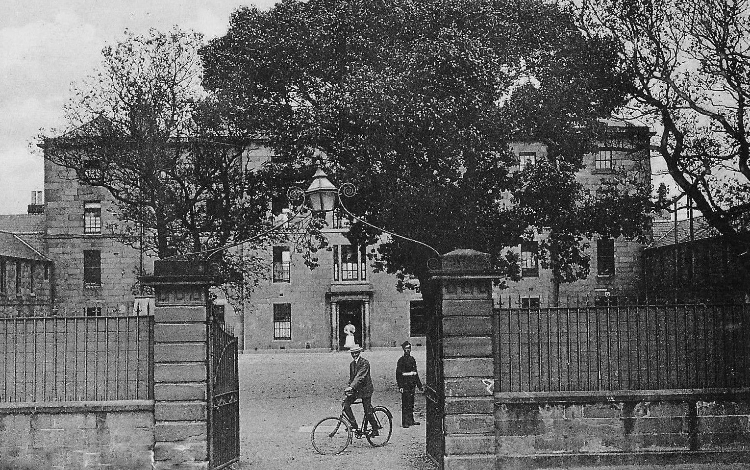 Tour Scotland: Old Photograph Army Barracks Montrose Scotland