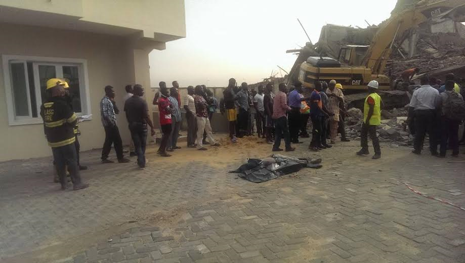 Photos from the building collapse in Lekki, Lagos this morning