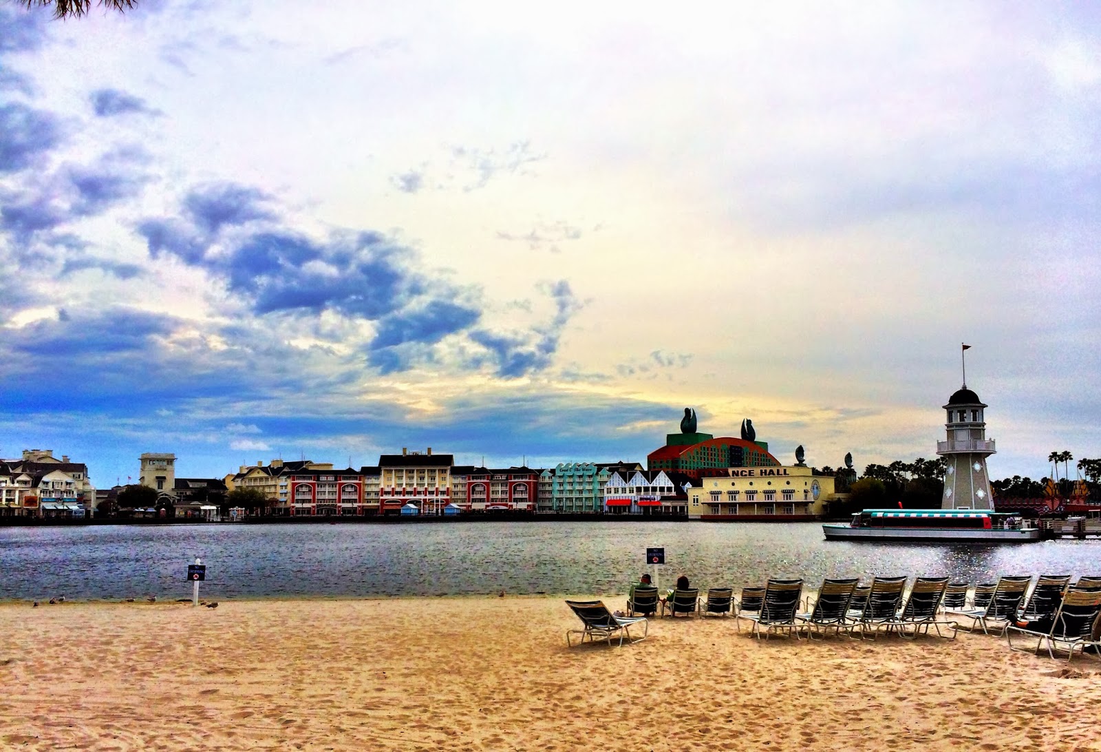 grass stains: Disney 2014: Day 5 (Disney's Beach Club & Pool)