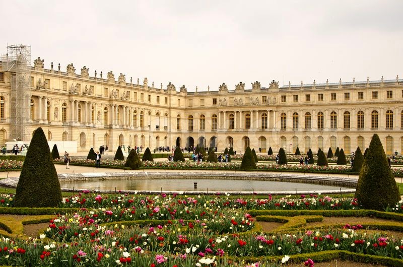 Most Amazing Royal Palaces of the World.........they are just ...