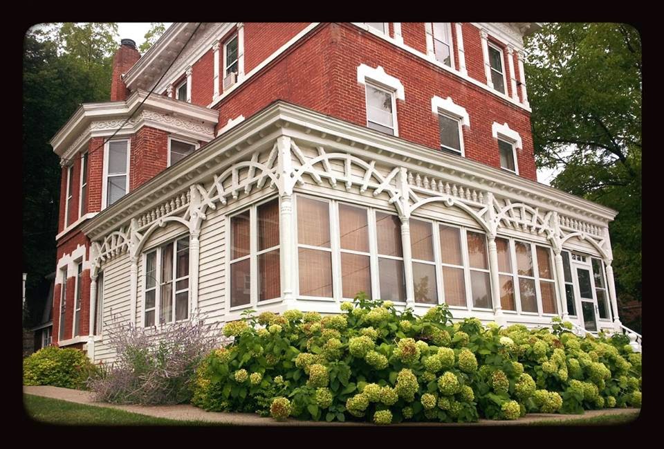 Alice McMahon: Galena Home and Studio