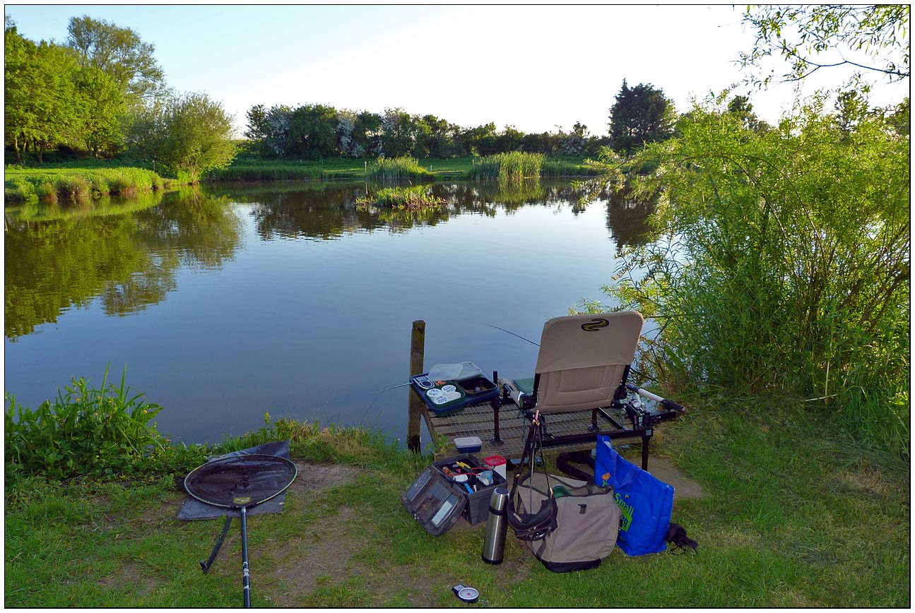 Lincolnshire Cam: Alvingham Lakes.