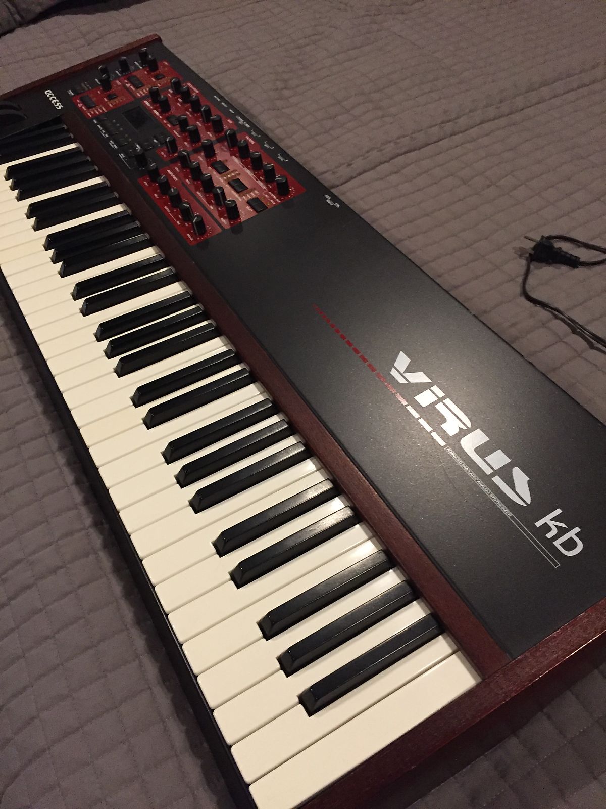 MATRIXSYNTH: Access Virus KB SN 19900596