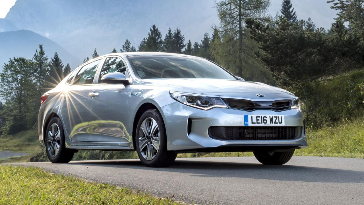 Technical Beauty at Boxfox1: Kia launches its first plug-in hybrid, the ...