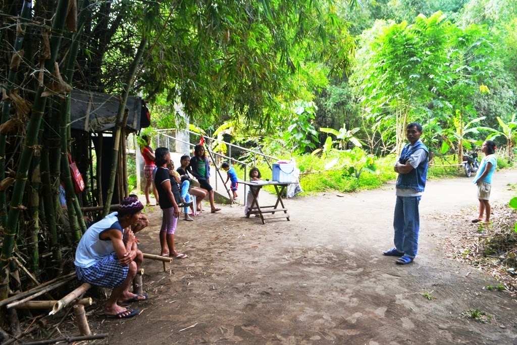 The Dr. & Mrs. Fun & anything under the Sun: AMBON-AMBON & MALAGASLAS ...