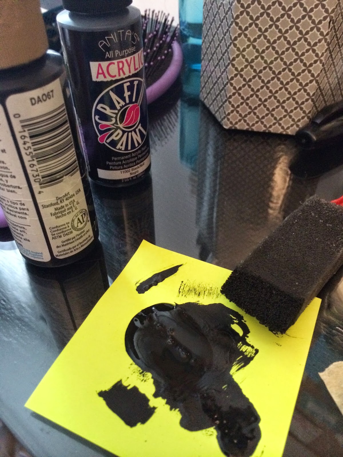 The Fantesstic Life: Pocket Full of Sunshine: DIY Paint Pocket