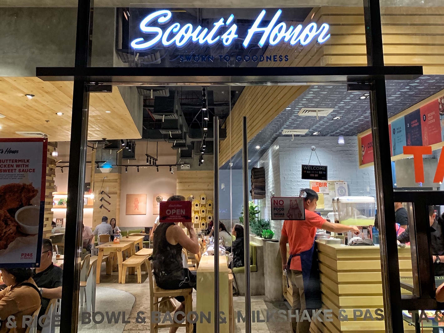 What Mary Loves: First Full Bite: Scout's Honor