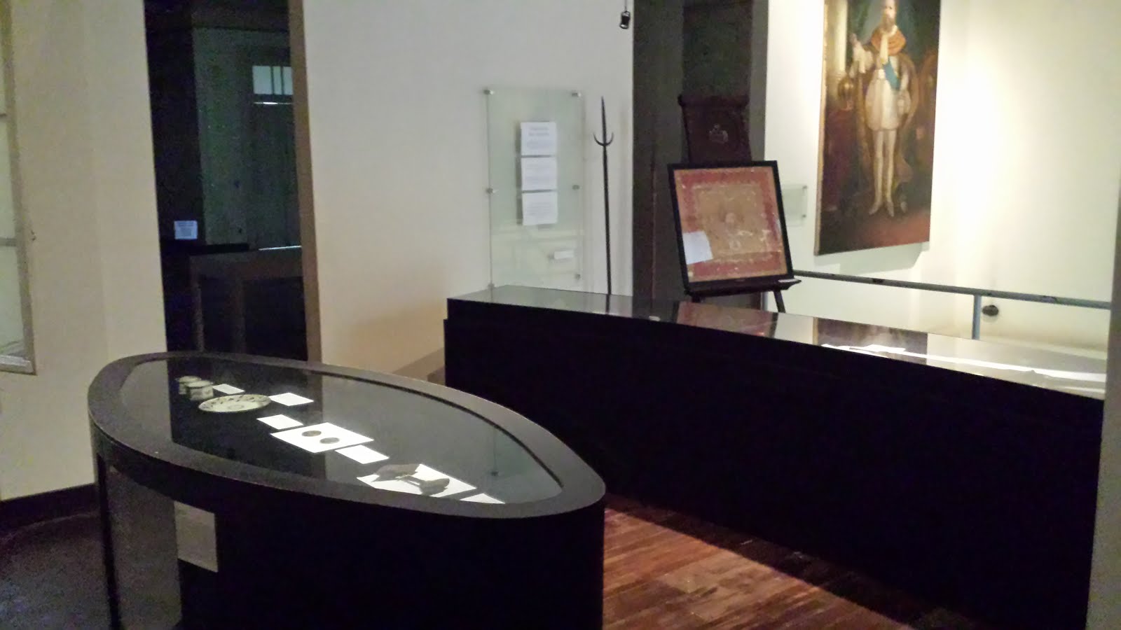 Museu Artigos: MUSEÓLOGO? PARA QUÊ