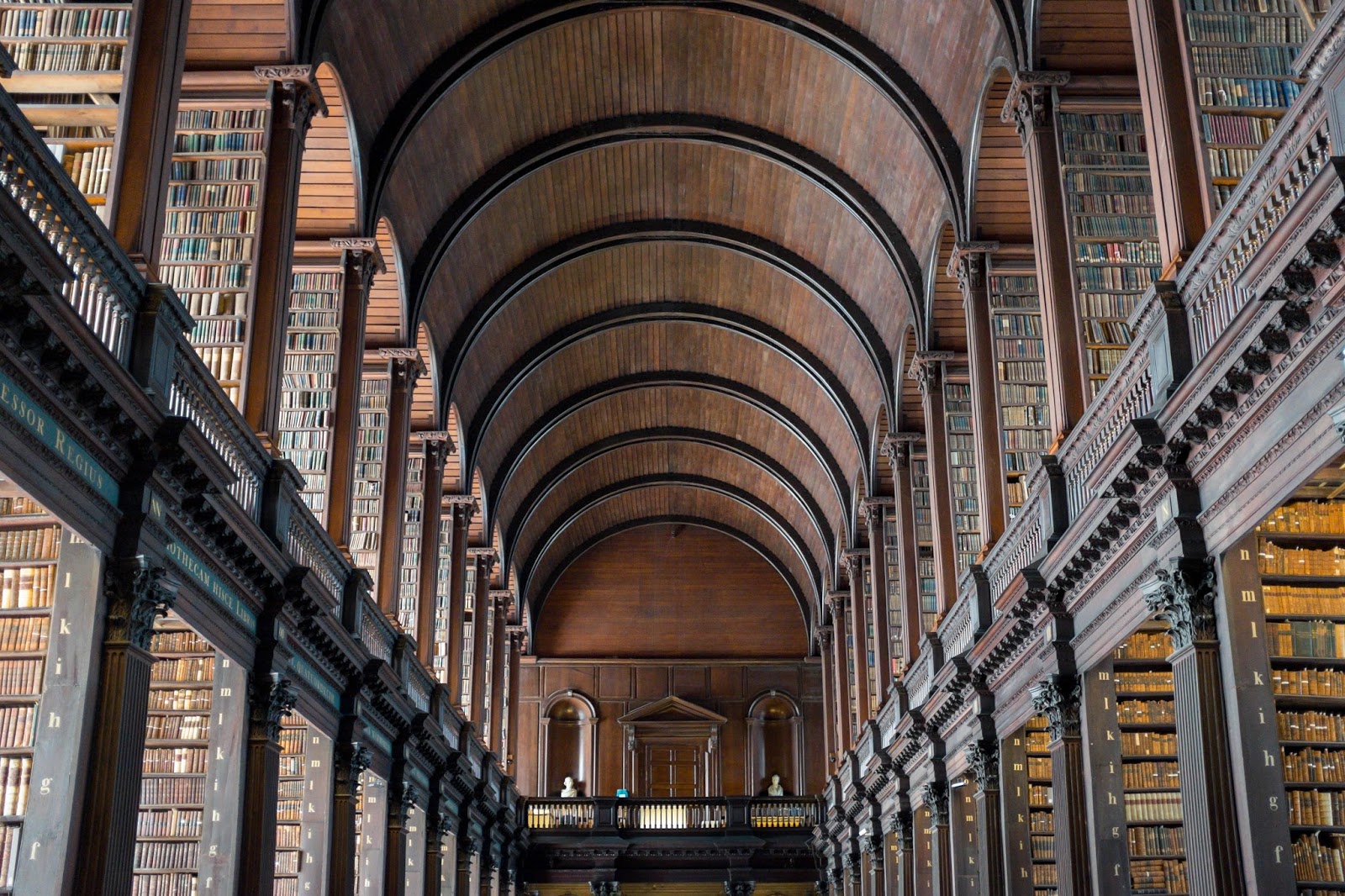 De Ontdekking van het Licht: Trinity College Library