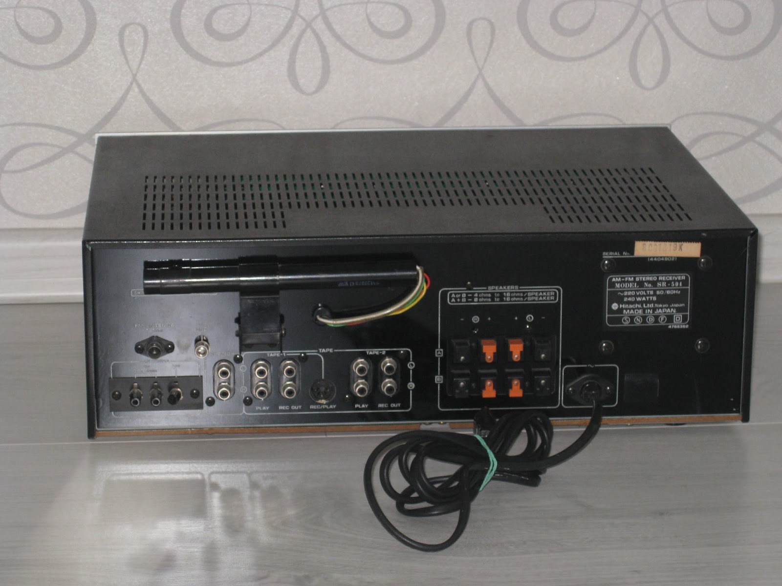 Infrequent Sound [sex.tex] technology: Hitachi SR-504, 1979, made in Japan