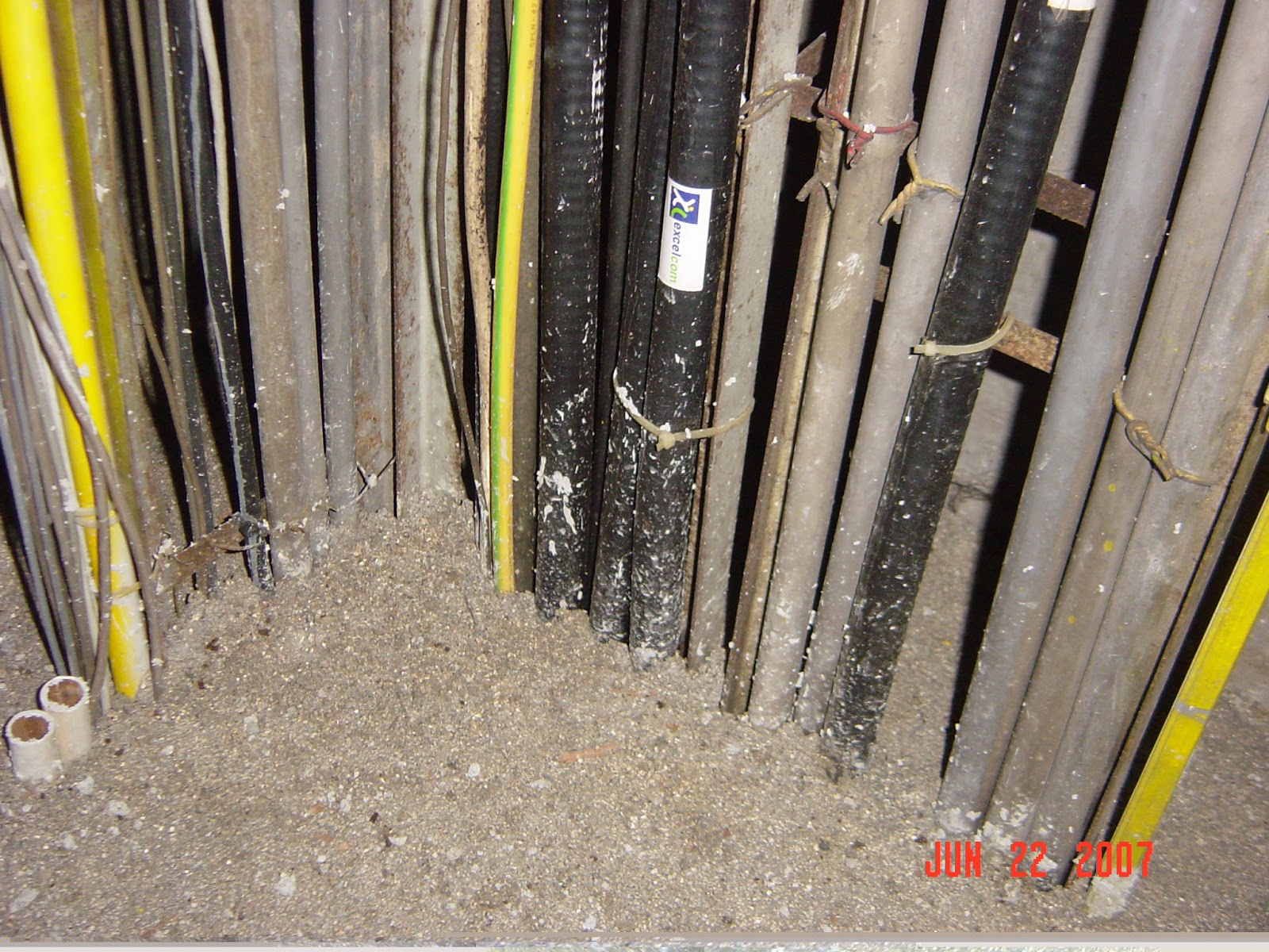 FIRESTOP MATERIAL untuk shaft dan lubang kabel