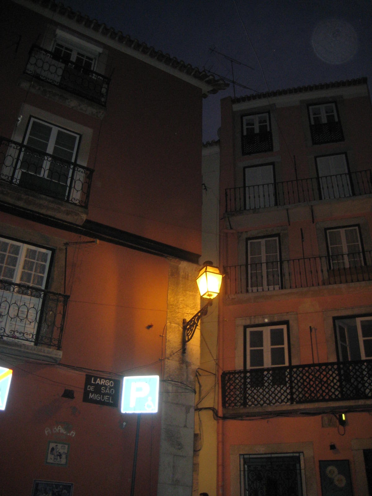 LISBOA! CAPITAL DE PORTUGAL: Pelas ruelas de Alfama