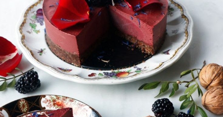 CHOCOLATE BEET CHEESECAKE - Best Recipest