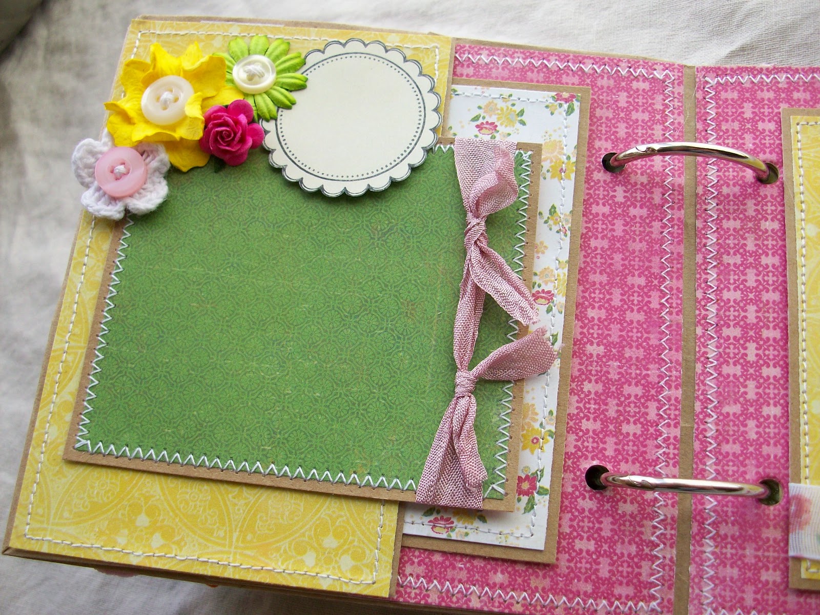 Paper crafting... ocbrandy style!: New design team!!!!