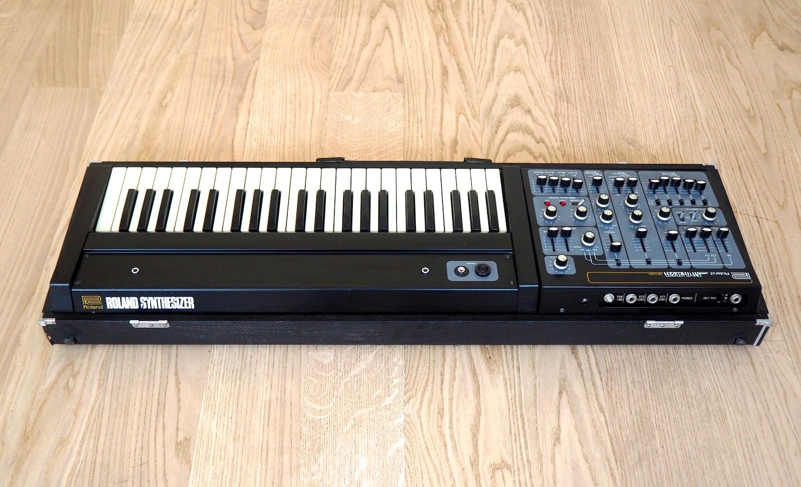 MATRIXSYNTH: 1970s Roland SH-3A Analog Synthesizer SN 301952