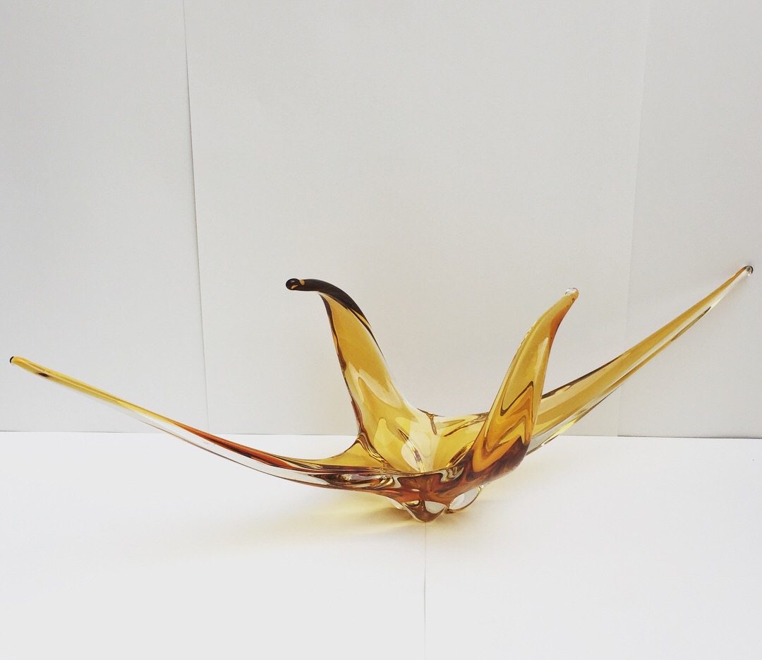 Era Antiques: NOW THAT'S STRETCH! Scroll through the pics to see more ...