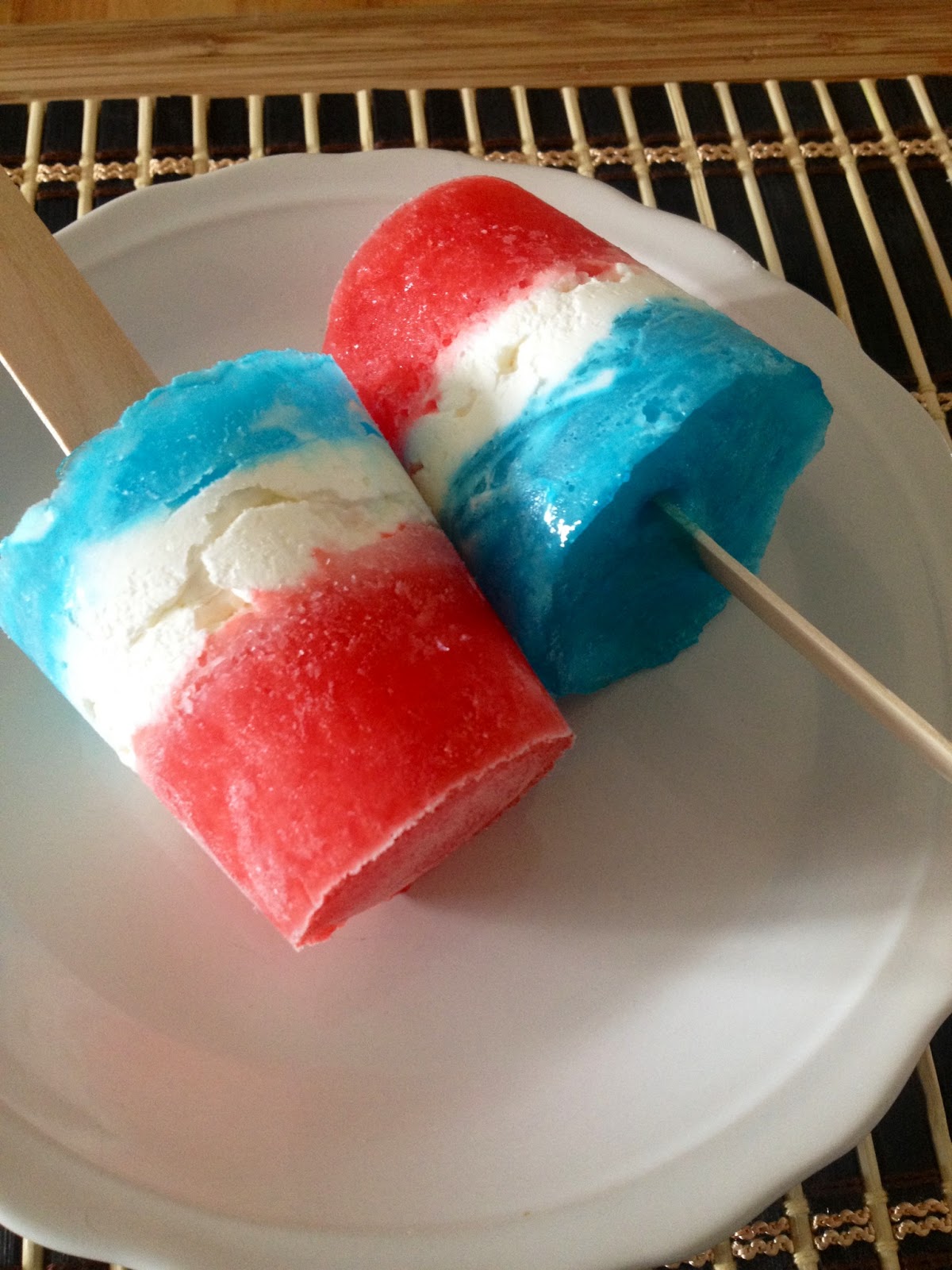 Stella's Meza: 4th of July popsicles
