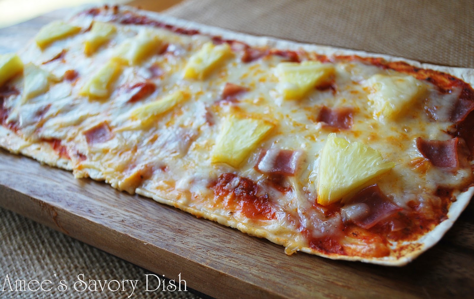 Amee's Savory Dish reviews: Fabulous Flatbread Pizza from Flatout