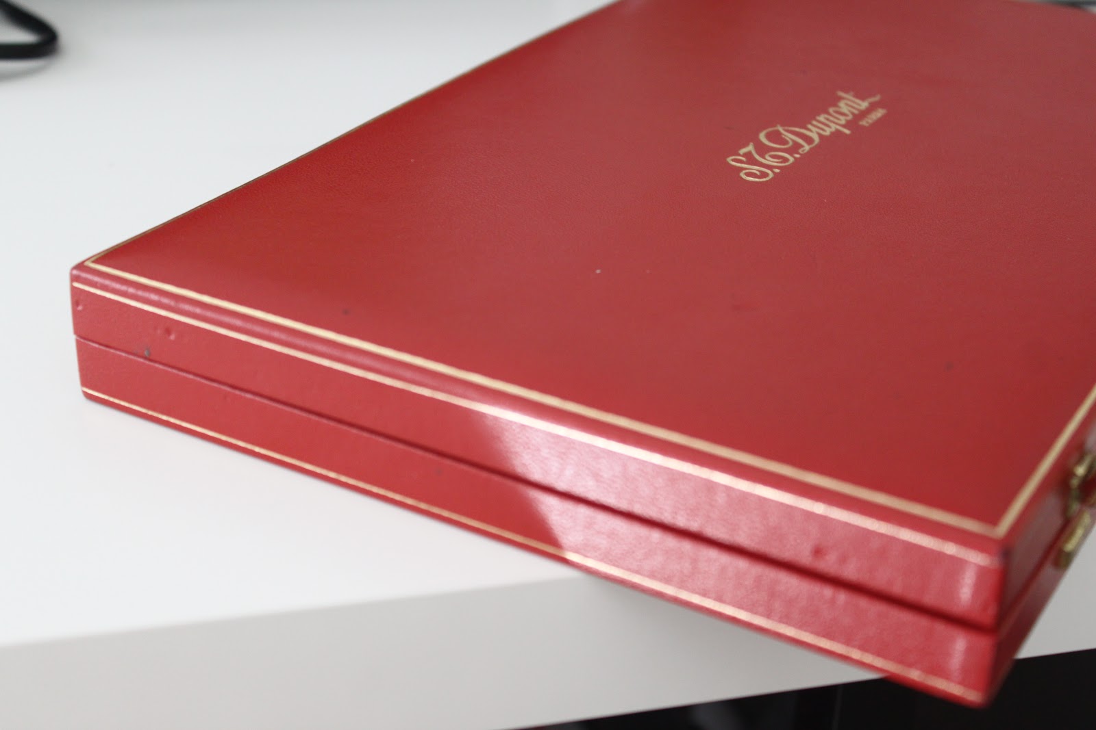 ziq S.T. DUPONT collections: ST DUPONT ORIGINAL DISPLAY BOX CUSTOM HAND ...