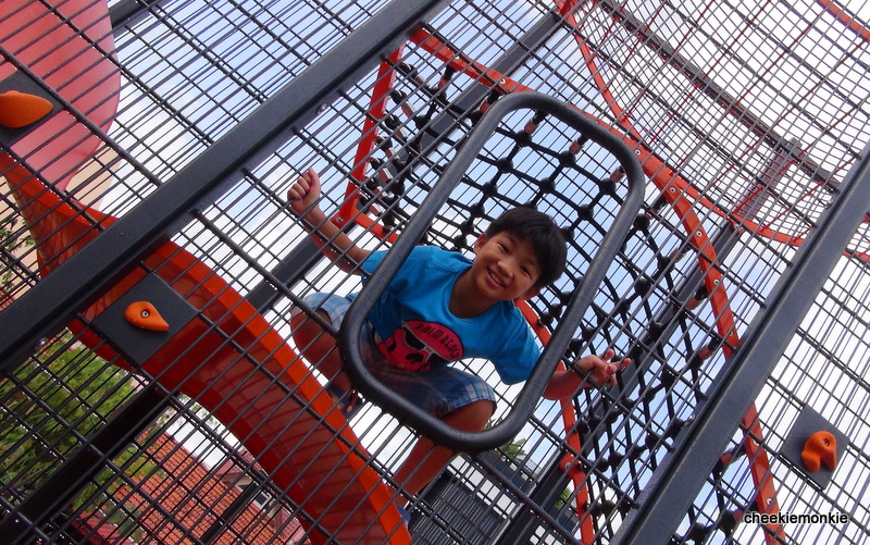 Cheekiemonkies: Singapore Parenting & Lifestyle Blog: Only 5 Vertical Playgrounds in Singapore ...