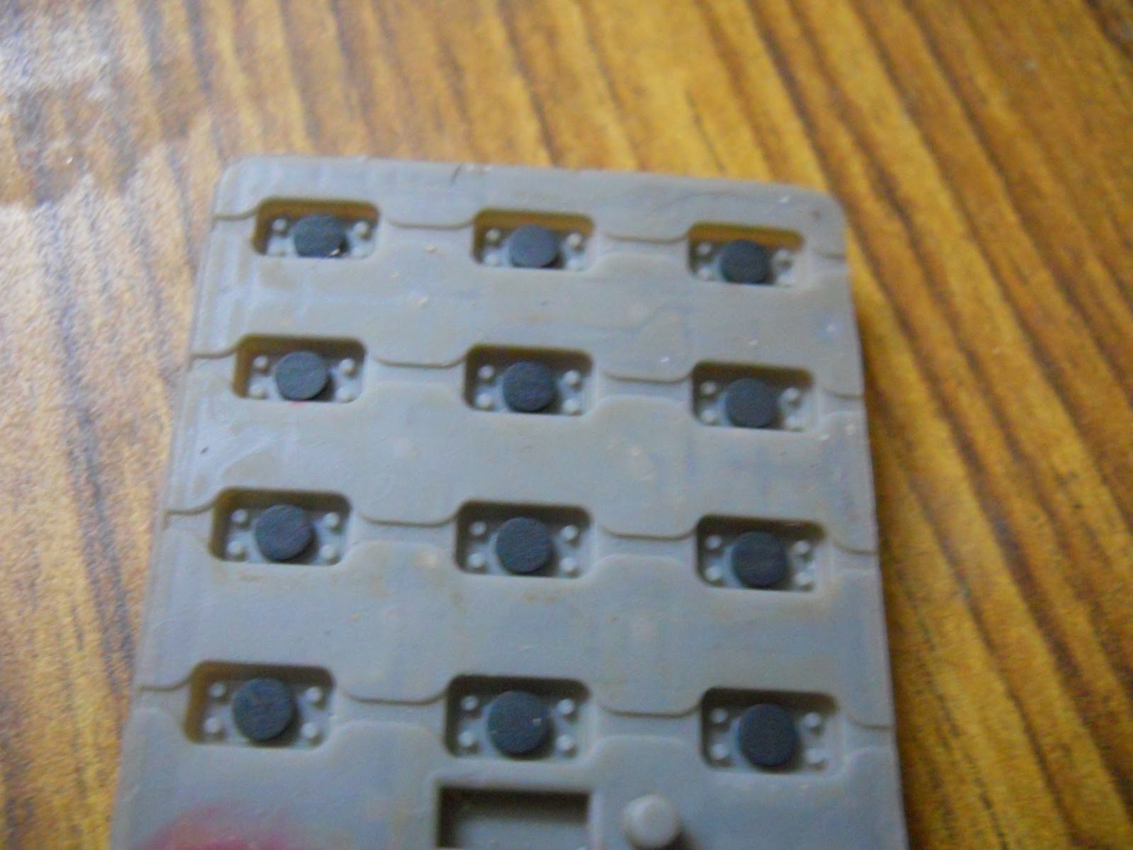 EVER WONDER WHATS INSIDE: INSIDE A REMOTE CONTROL