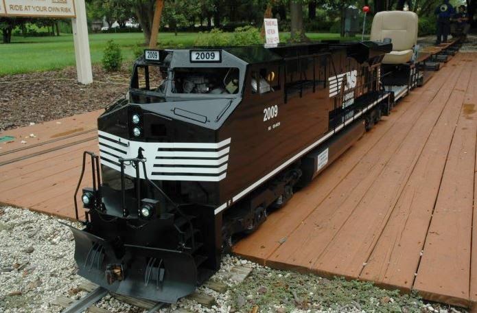Clearwater Money Saver: FREE Mini Train Ride at Largo Central Park this ...