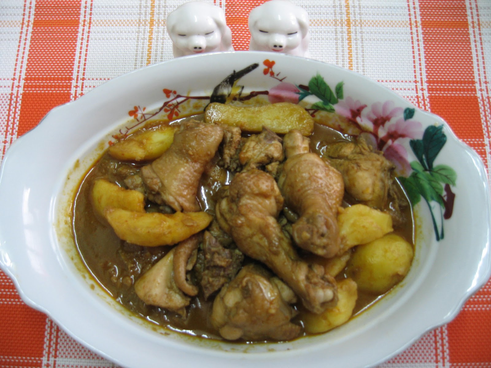 Sumptuous Flavours: Chicken Curry 咖哩鸡