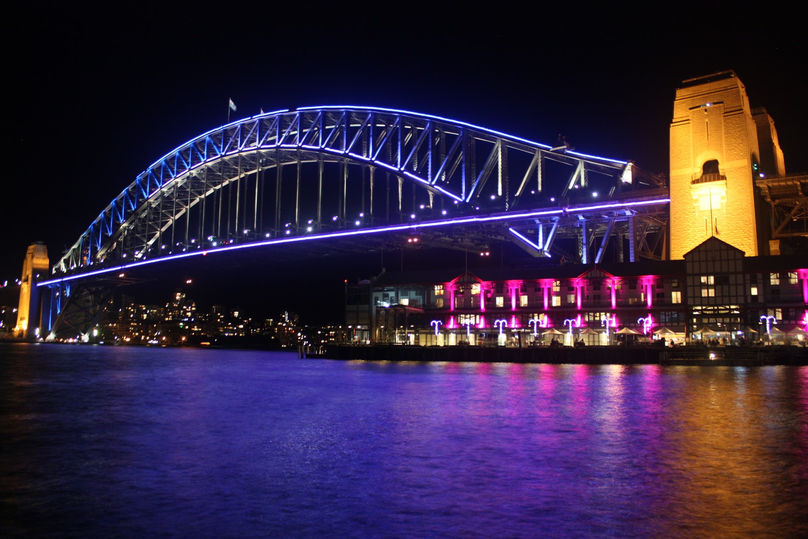 Sydney - City and Suburbs: Sydney Harbour Bridge, Vivid Sydney, Colour ...