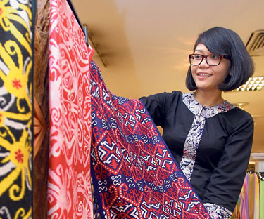 ILMU ITU CAHAYA: BUDAYA KAUM IBAN DI SARAWAK