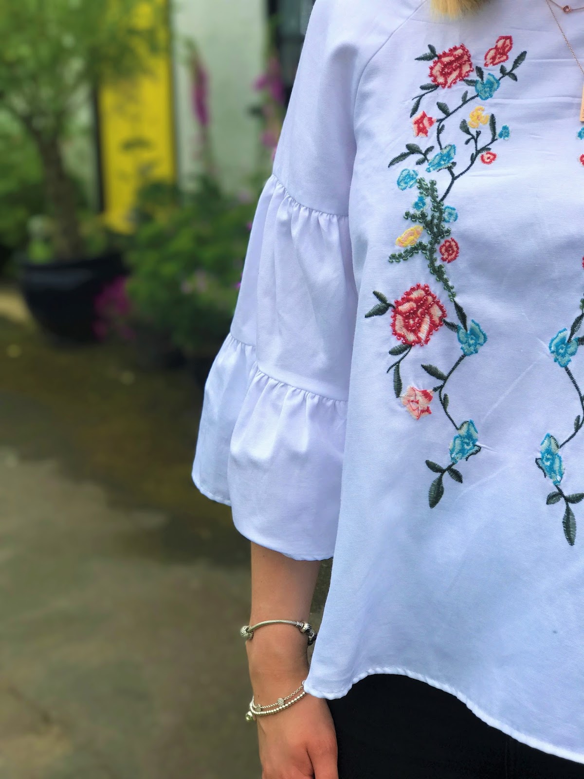 Amy Rowley Style - Let's Talk Colour | Amy Rowley