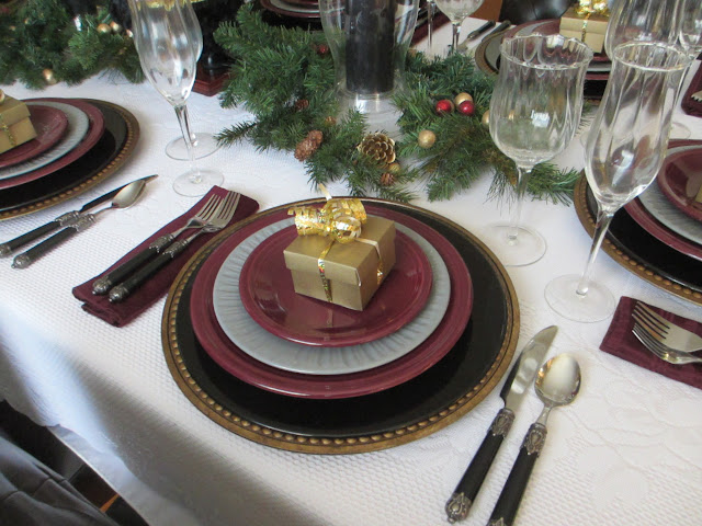 The Welcomed Guest: Victorian Christmas Table
