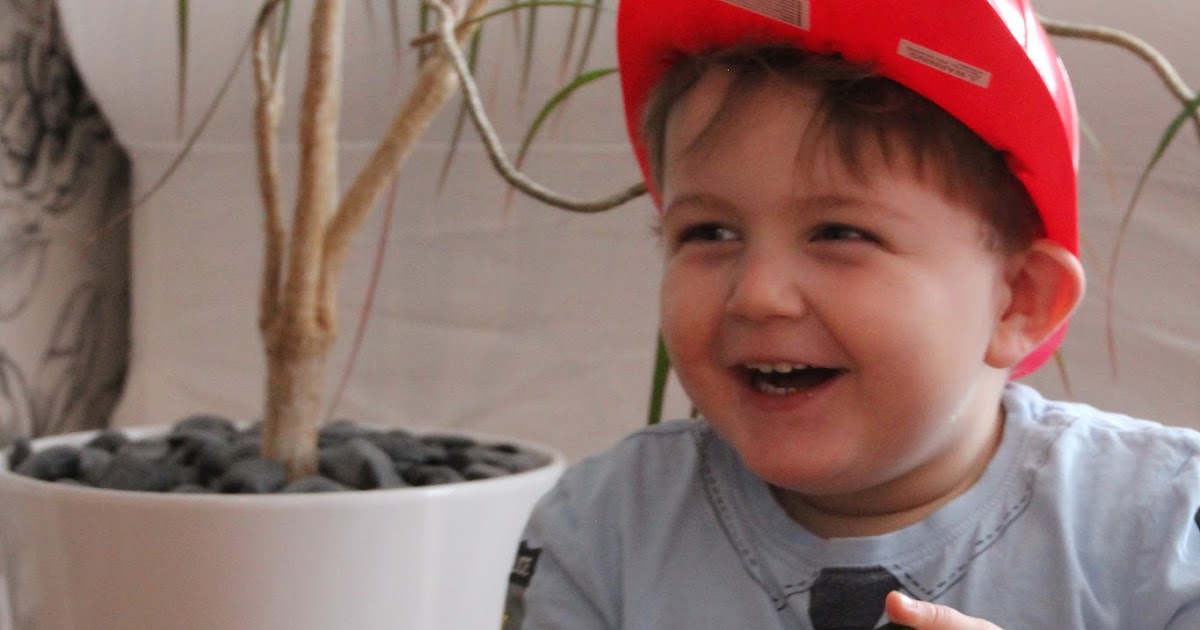 Bellas väg tillbaka: Busigt besök!