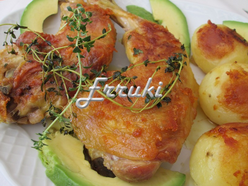 Erruki Laurel: Pollo asado en sartén delicioso