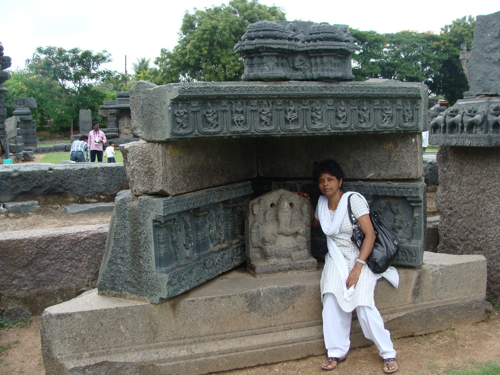 INDIA BACKPACKER: Rani Rudrama Legacy Warangal Fort