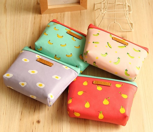 Simple Joys: ULTIMATE Guide To Hand-Bag Essentials + OrganizationTips