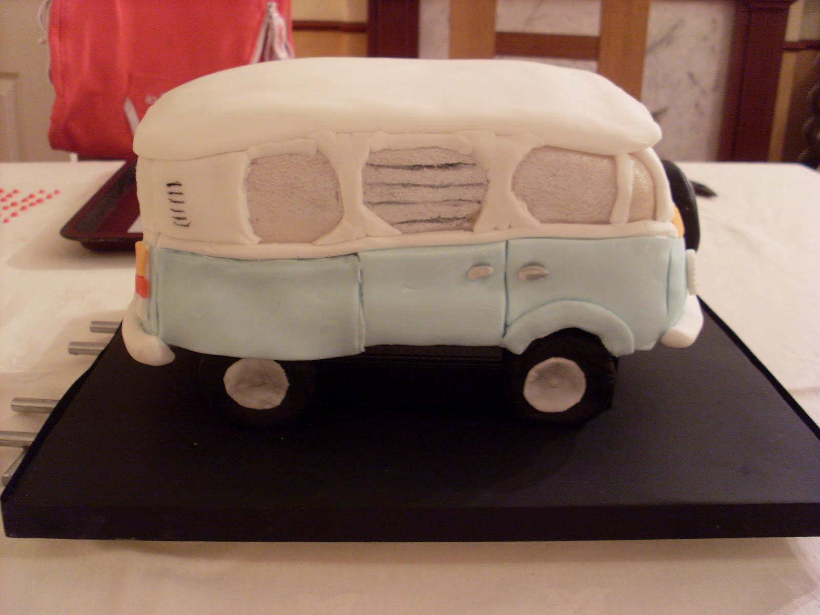 VW Camper cake: VW Camper cake
