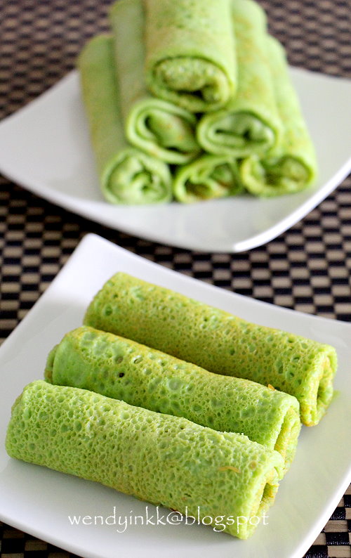 Table for 2.... or more: Kuih Ketayap