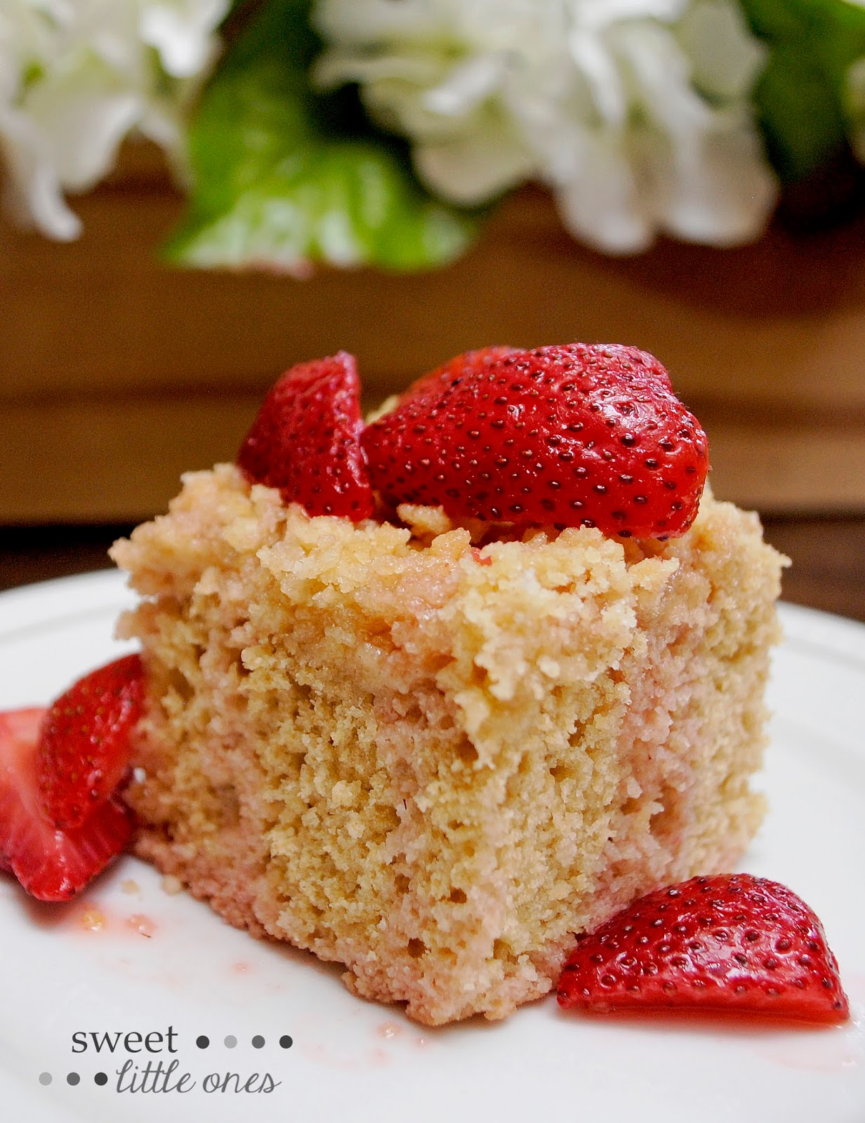 Sweet Little Ones: Amish Strawberry Shortcake