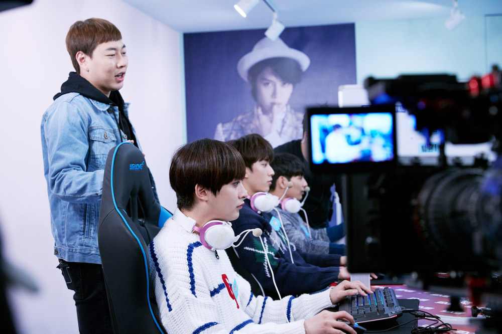 [NAVER] 'Game Show' Block B Jaehyo calmly defeats hovercraft master ...