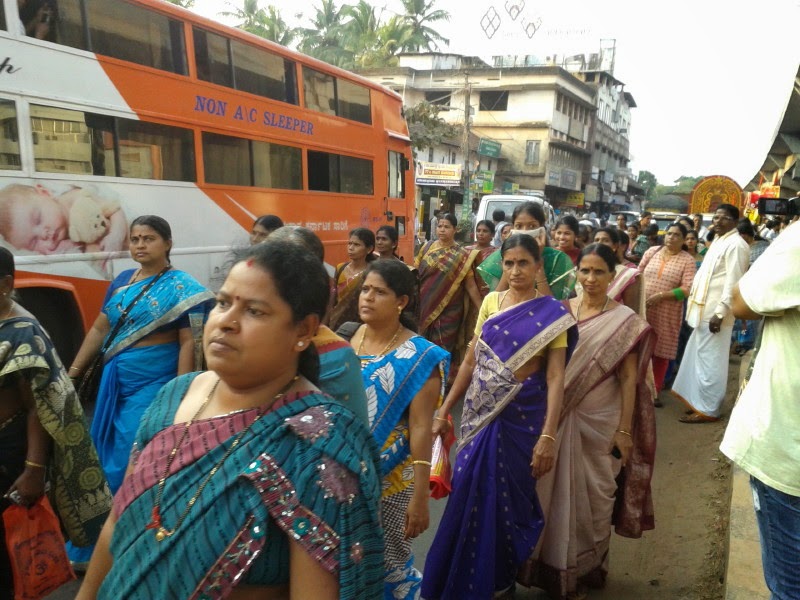 NANDANESHWARA TEMPLE PANAMBUR: KANTHERI DHOOMAVATHI DAIVA