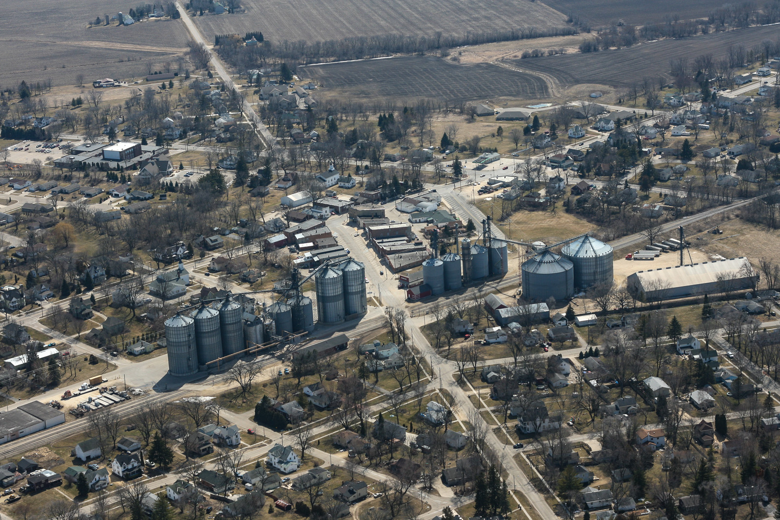 A mile of runway will take you anywhere.: April 2013