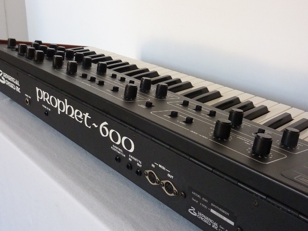 MATRIXSYNTH: Sequential Circuits Prophet 600 SN 0228 J with Gligli Upgrade