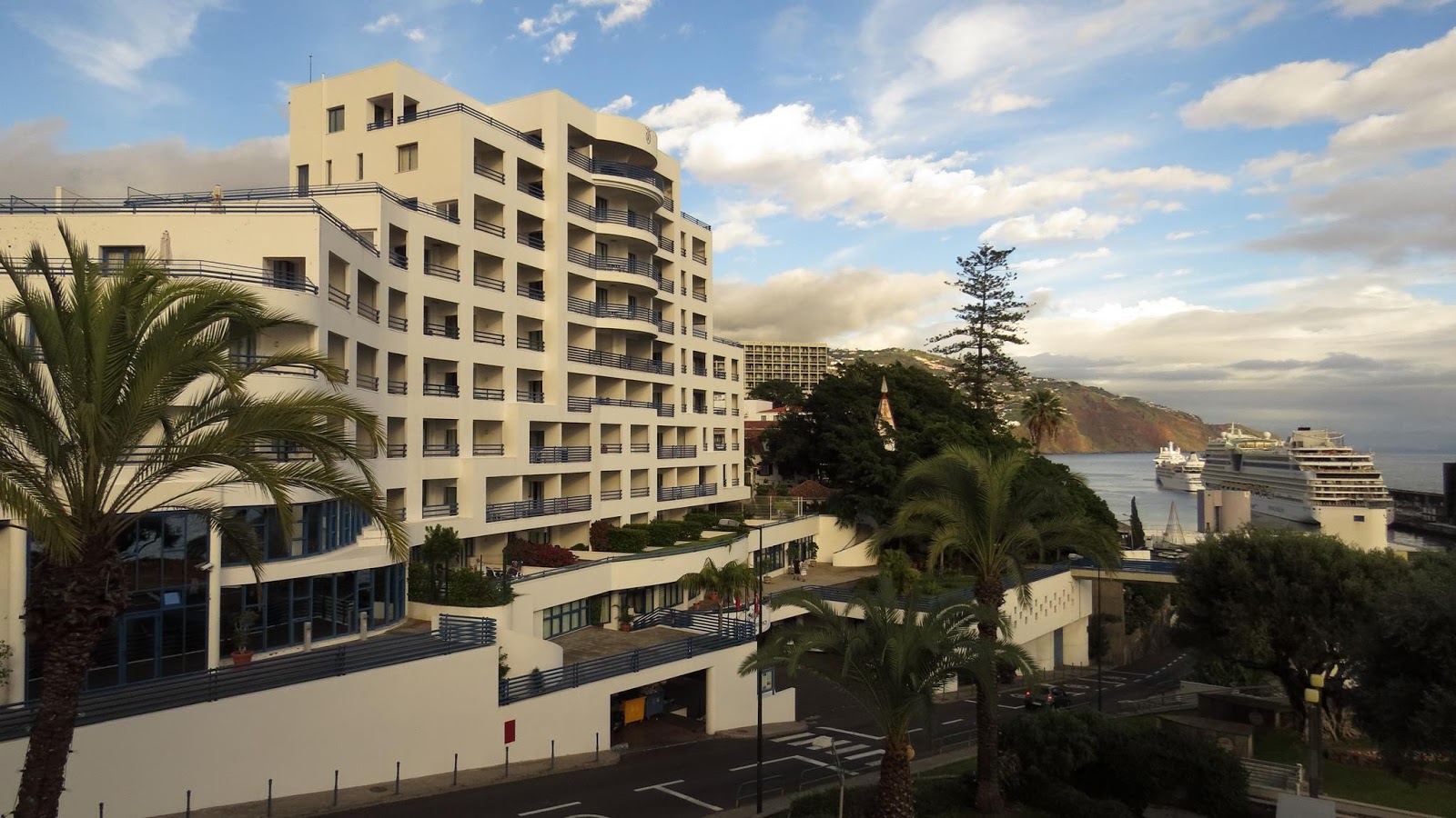 the hotel and the port of Funchal - Funchal Daily Photo