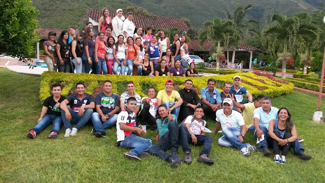 CURSILLISTAS “DE COLORES“