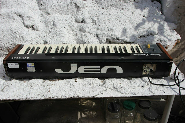 MATRIXSYNTH: 1976 Jen Vintage String Machine SM2007