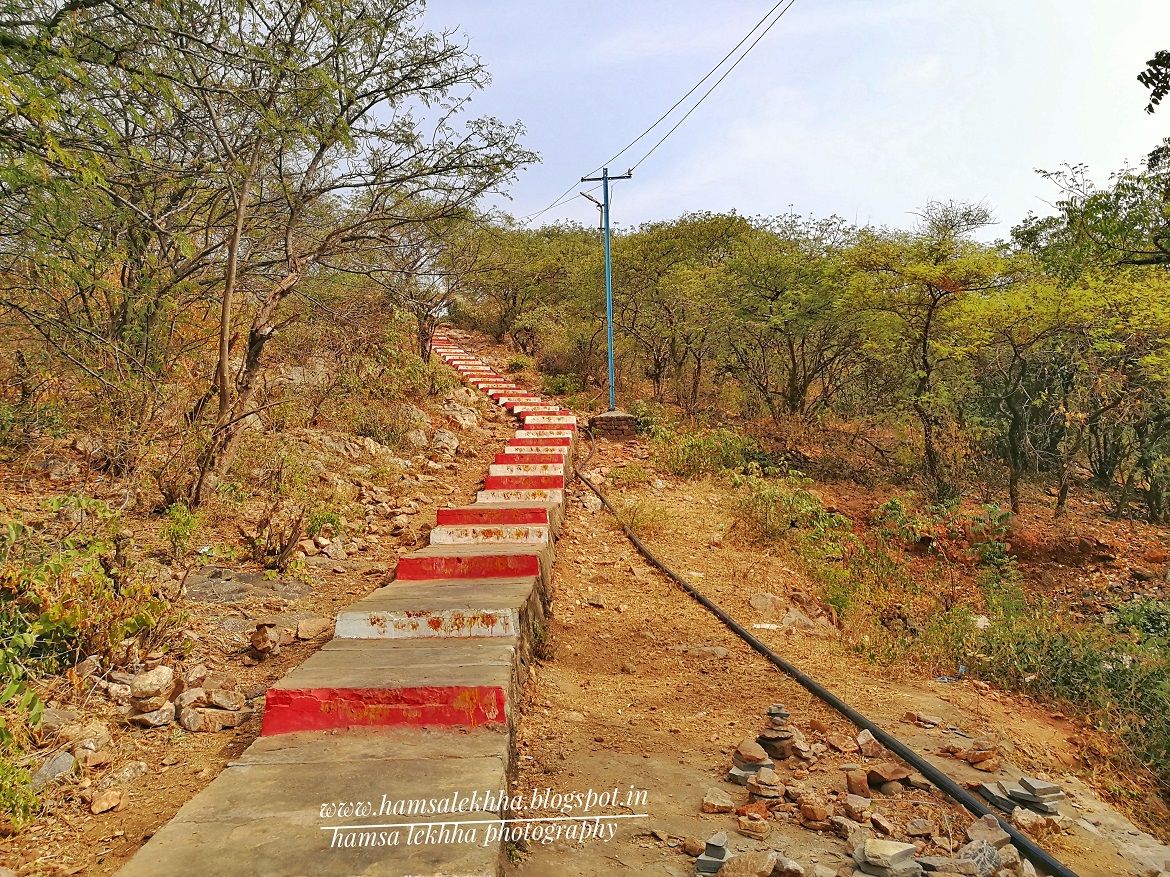 Hamsa Lekhha Travel diaries: Vedadri,Garudachalam - Lord Narasimha ...