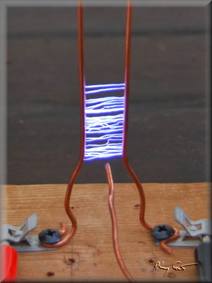 Jacob's ladder a traveling arc generator