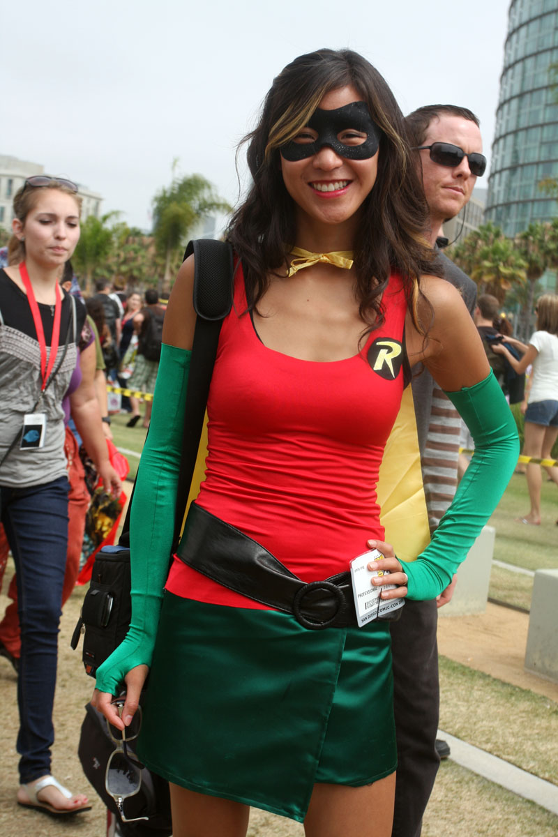 Comically Graphic: Compilation of Some Of The Sexiest Comic-Con ...