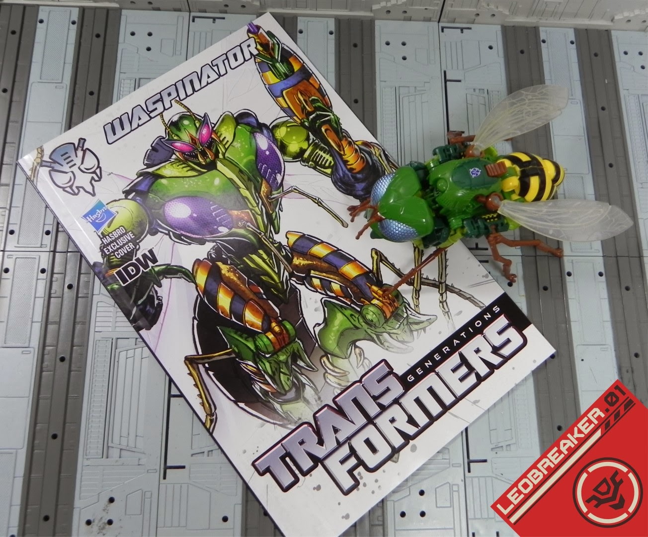 ROBOT.REB3LLION: WASPINATOR GENERATIONS IDW